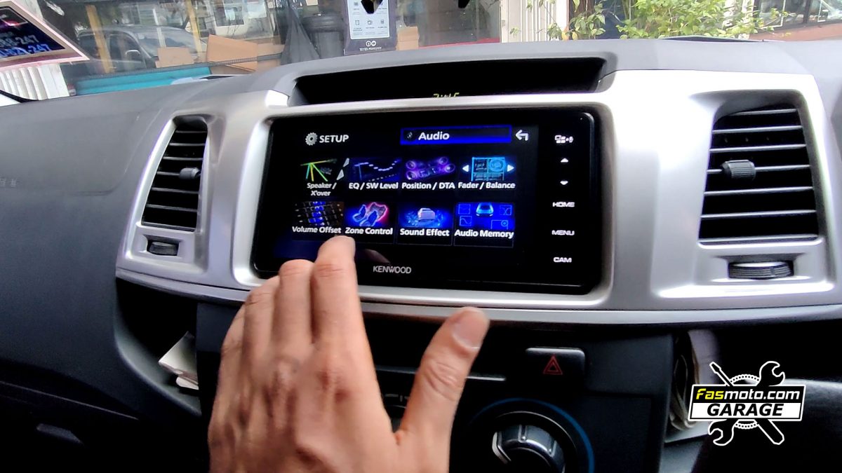 Toyota Hilux / Kenwood DMX820WS Head Unit / Blaupunkt RC TY 1.0 ...